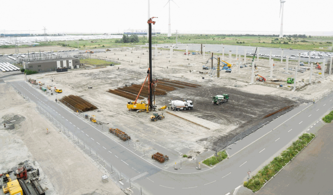 Korszakváltás a Volkswagennél - Újabb gyár áll át e-autók gyártására ...