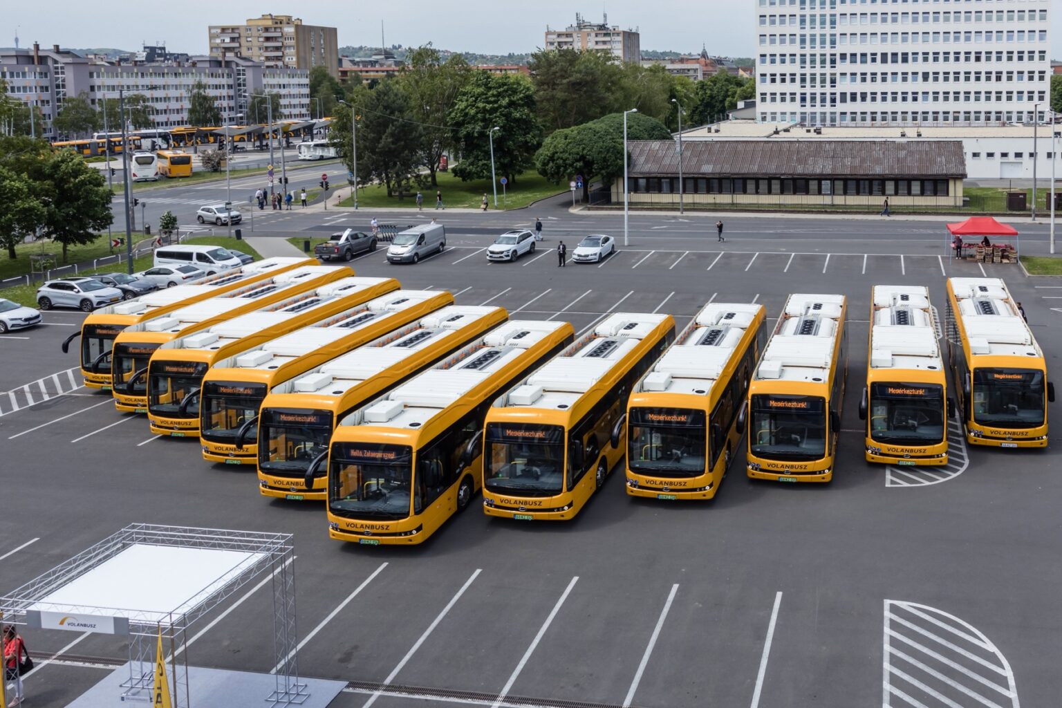Tizenegy új elektromos busz állt forgalomba Zalaegerszegen - e-cars.hu