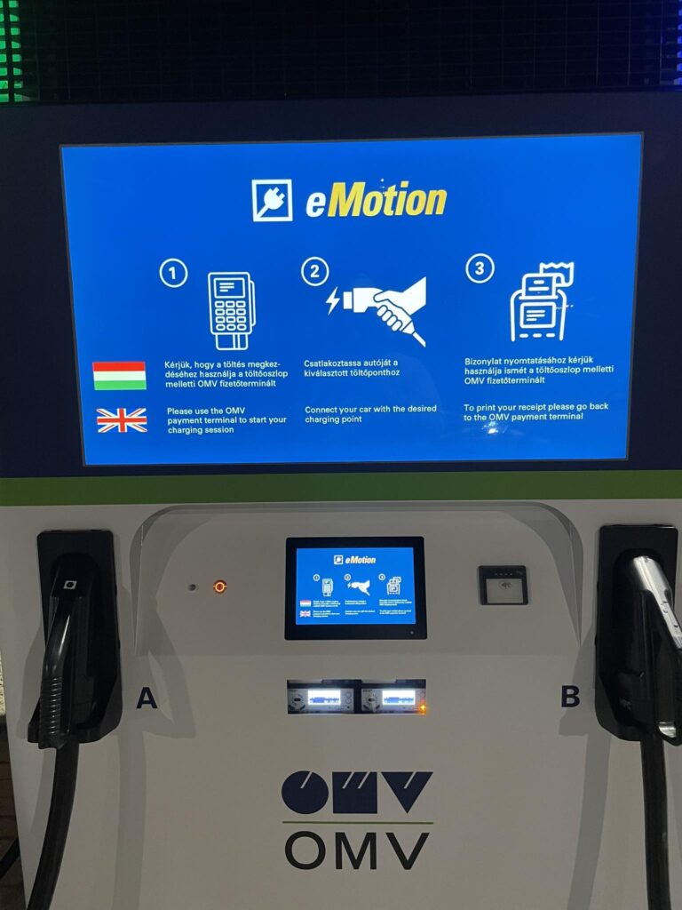 Mutatjuk, hogy mennyibe kerül a töltés az OMV új, elektromos töltőin ...