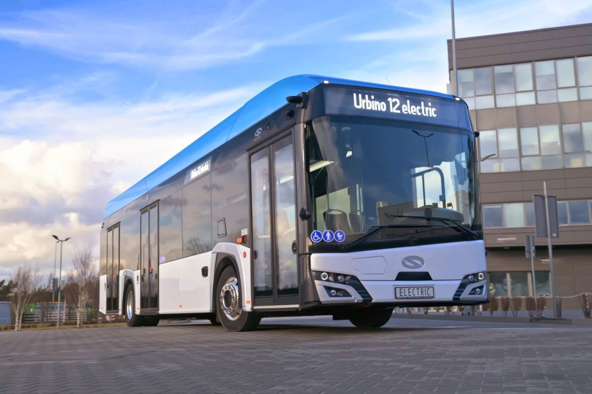 Zalaegerszegen és Győrben is kipróbálható lesz a Solaris hidrogénbusza ...