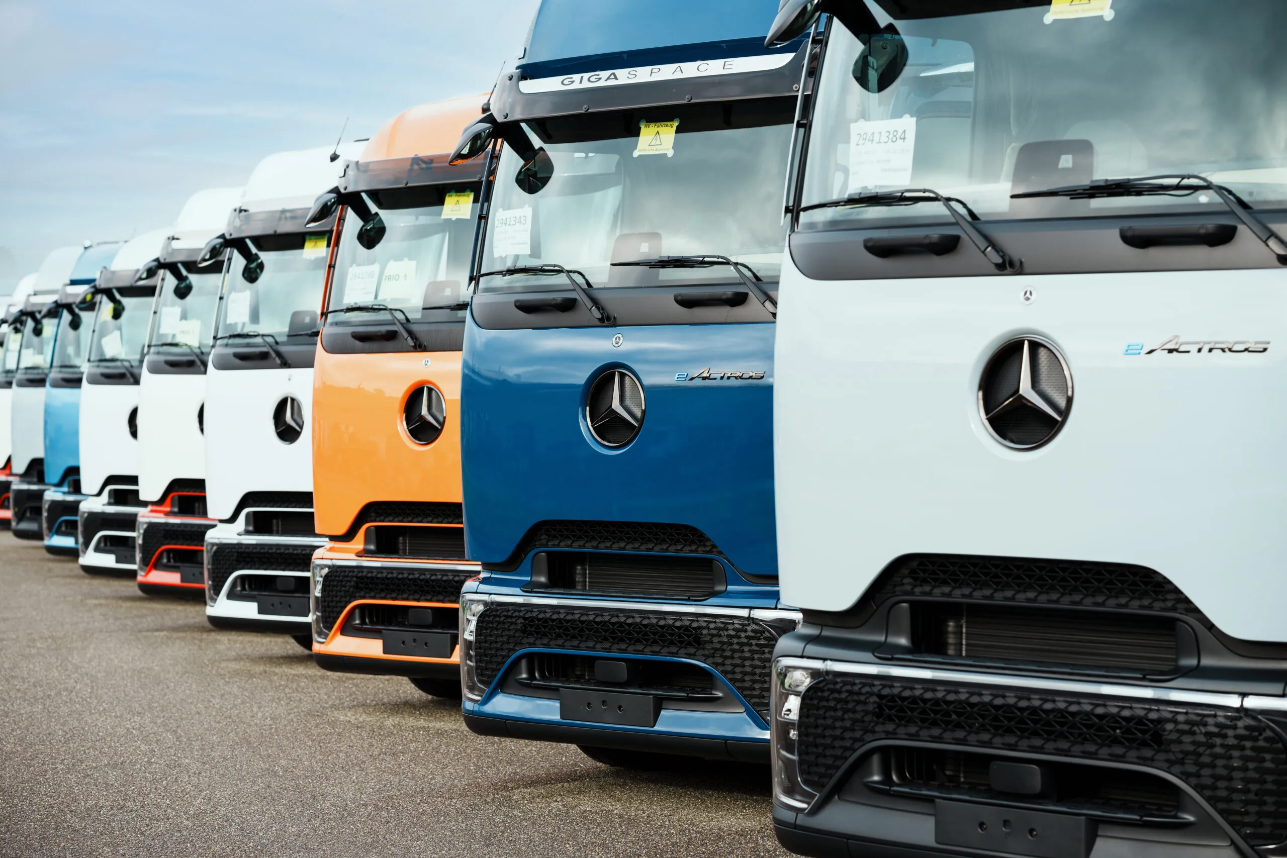 Megérkeztek Belgiumba az első Mercedes eActros 600 e-kamionok - e-cars.hu