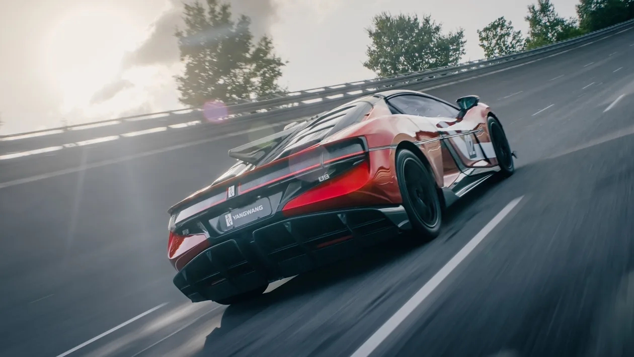 A kínai Yangwang U9 Xtreme lett a világ leggyorsabb autója - e-cars.hu