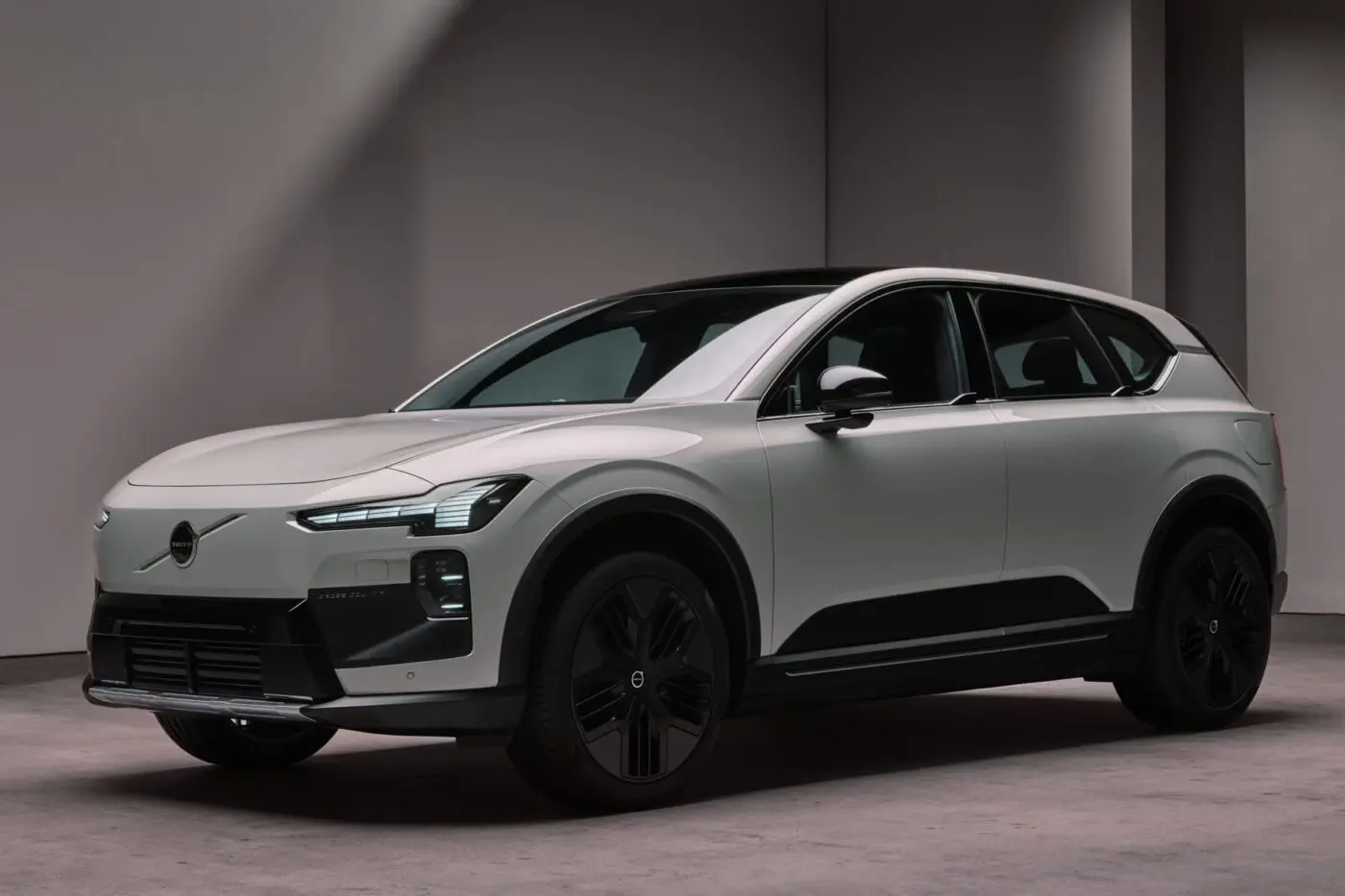Megjött a Volvo EX60: 810 km és 19 perc töltés - e-cars.hu